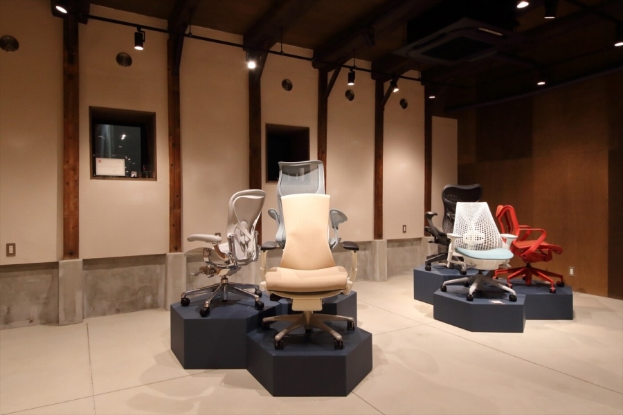 HermanMiller’s Store and showroom “IP DESIGN WORKS STORE” relocated and ...