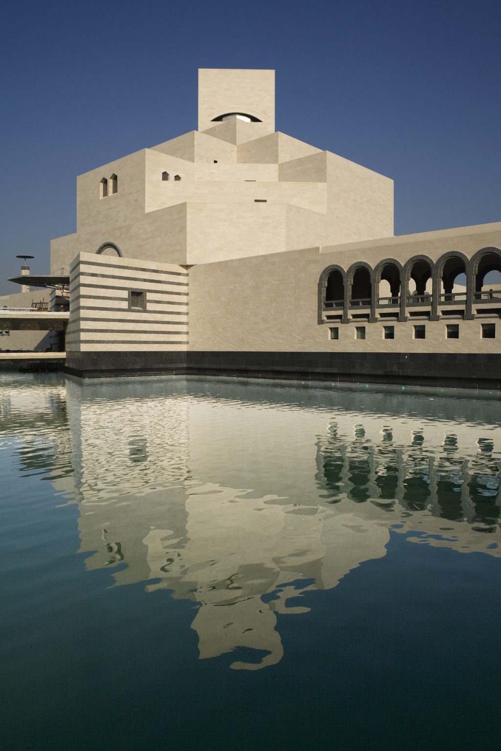 “Museum of Islamic Art” the Qatar Landmark Designed by Pulitzer Prize ...