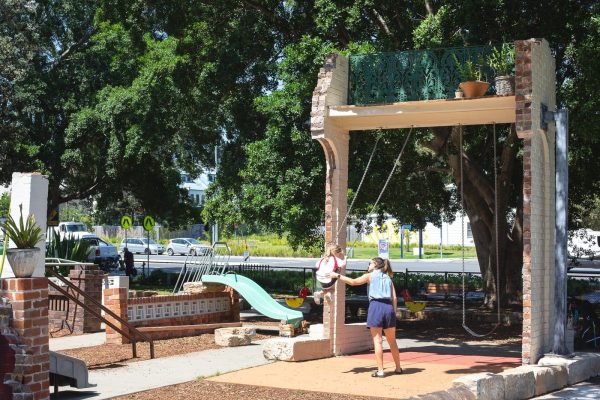 MIKE HEWSON SCULPTURAL WHEELED PLAYGROUND ENCOURAGES RISKY PLAY WITHIN ...