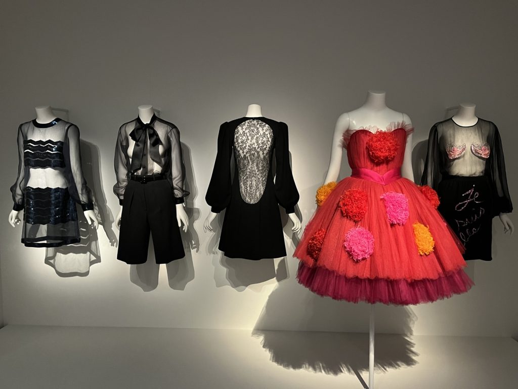“Transparences”, the new exhibition at the musée Yves Saint Laurent in ...